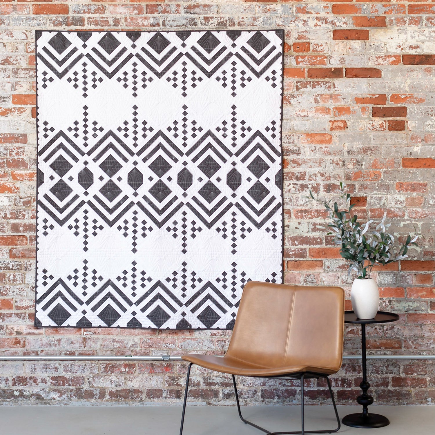 Deco Quilt - the Ivory version – Lo & Behold Stitchery
