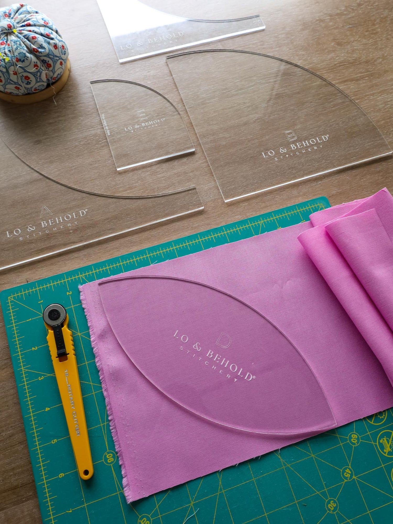 Curved Acrylic Template Set by Lo & Behold Stitchery