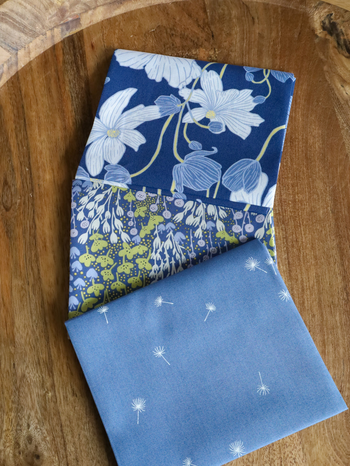 Fresh Linen • 16 piece FQ Bundle – Lo & Behold Stitchery