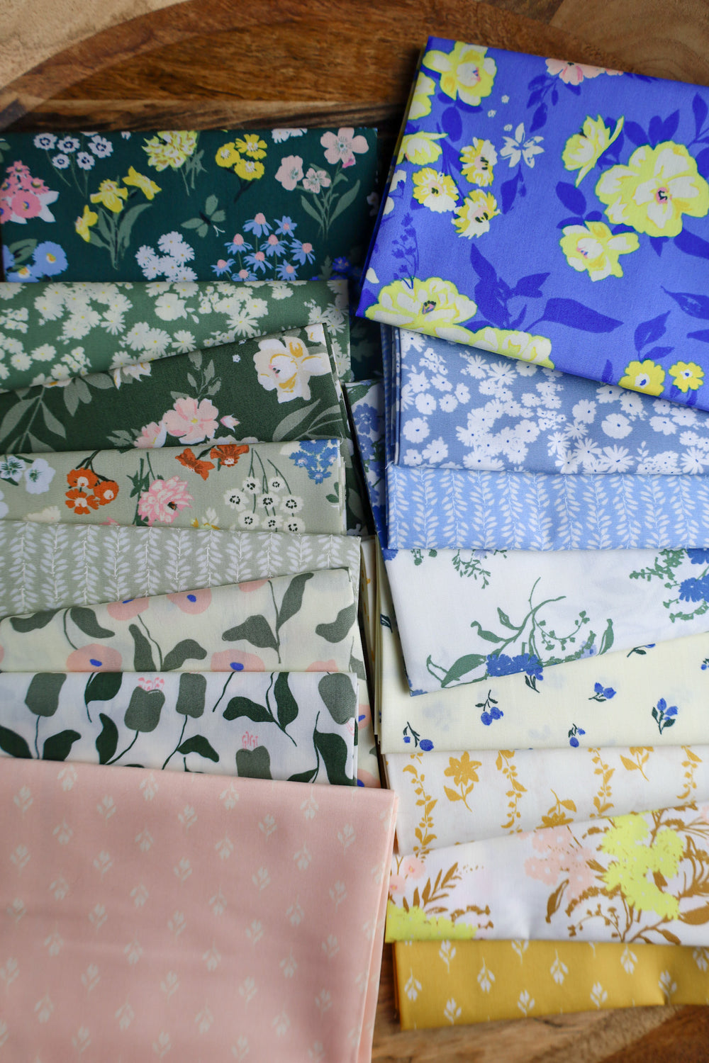 Fabric Bundles – Lo & Behold Stitchery